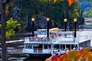 St. Croix River Daily Boat Tour | Taylors Falls Scenic Boat Tours